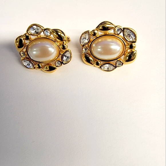 Monet | Jewelry | Vintage Elegant Monet Clip Earrings | Poshmark